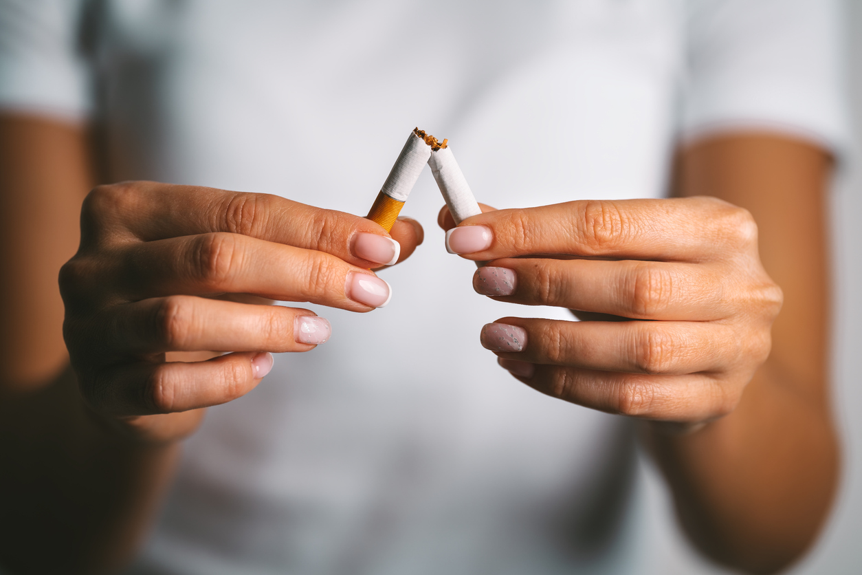 Stop Smoking With These Nutrients | NaturalHealth365