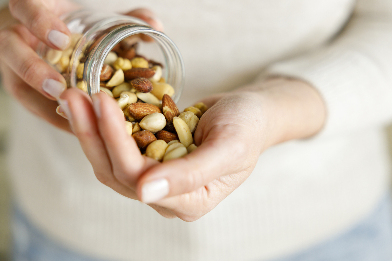 Nut Consumption Offers Surprising Benefit | NaturalHealth365